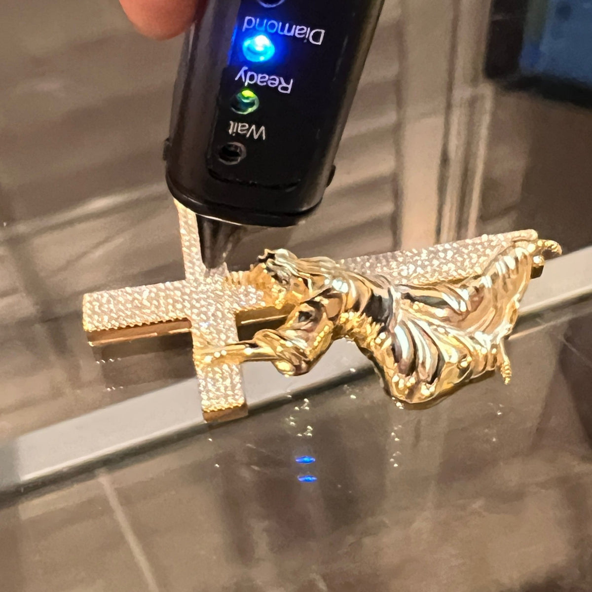 14k Gold Plated 925 Sterling Silver Jesus Carrying His Cross VVS D Col
