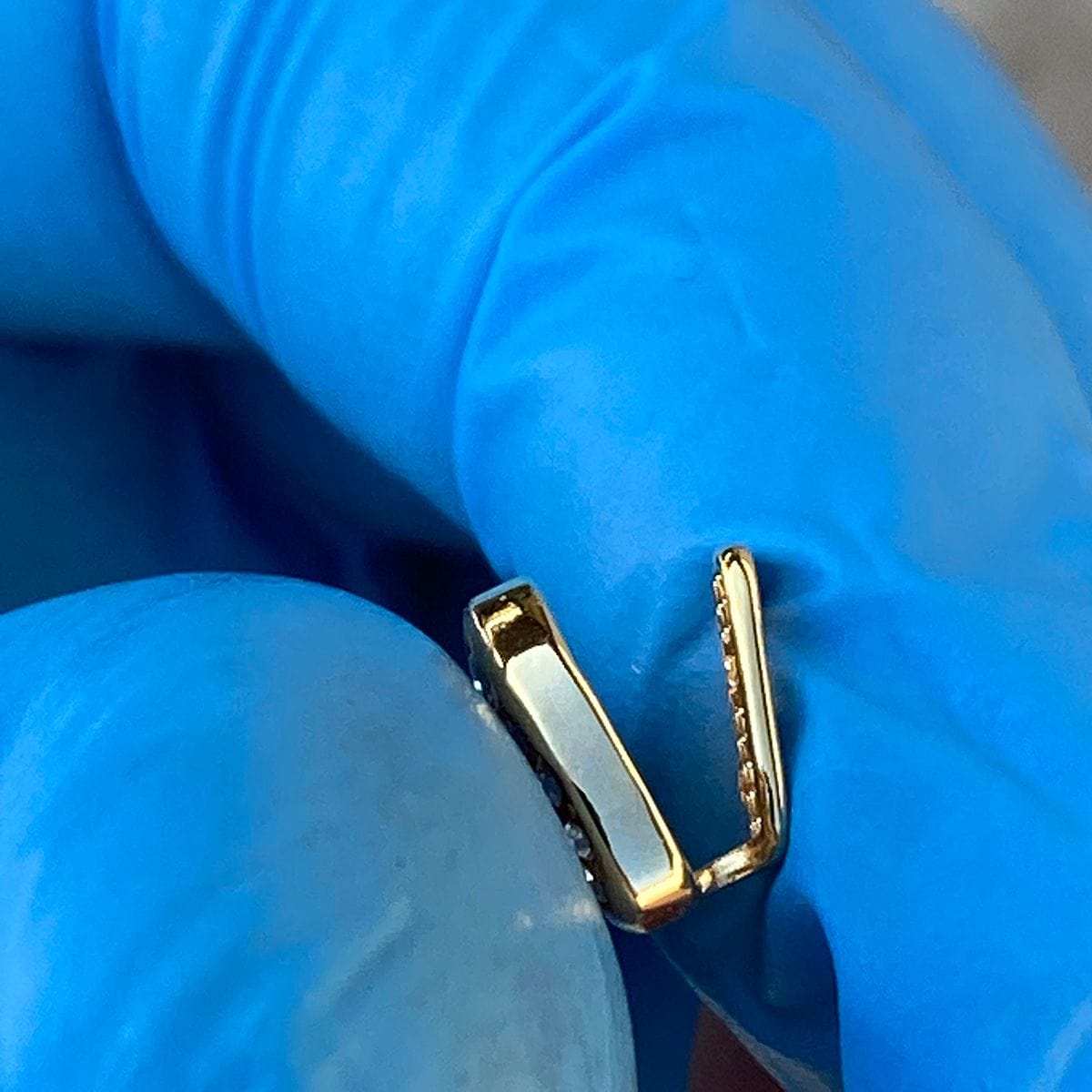 14k Gold Plated Iced CZ Bottom Heart-Shaped Single Tooth Cap