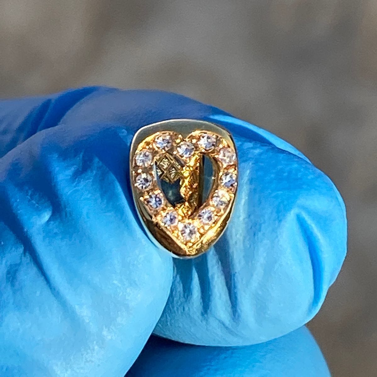 14k Gold Plated Iced CZ Bottom Heart-Shaped Single Tooth Cap