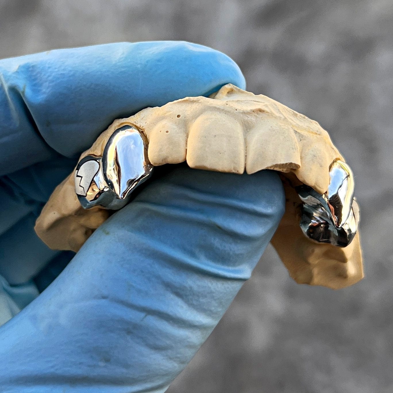 925 Sterling Silver Double Cap Vampire Fang Laser Engraved Broke Broke