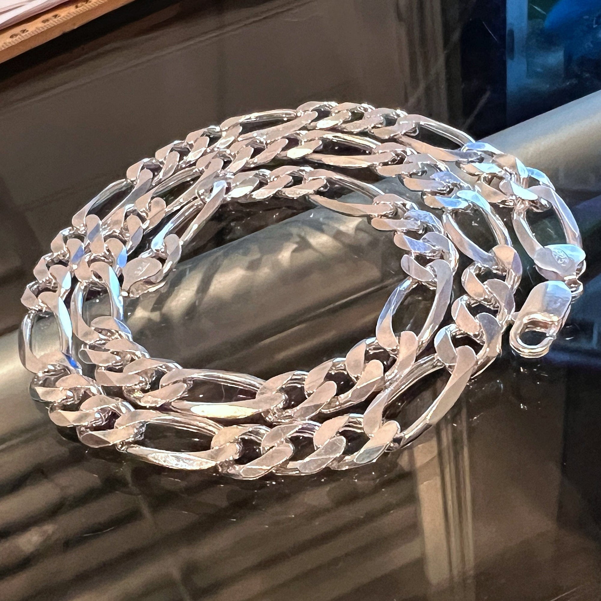 925 Sterling Silver Figaro Link Chain Necklace Italy 10MM Thick 24" in