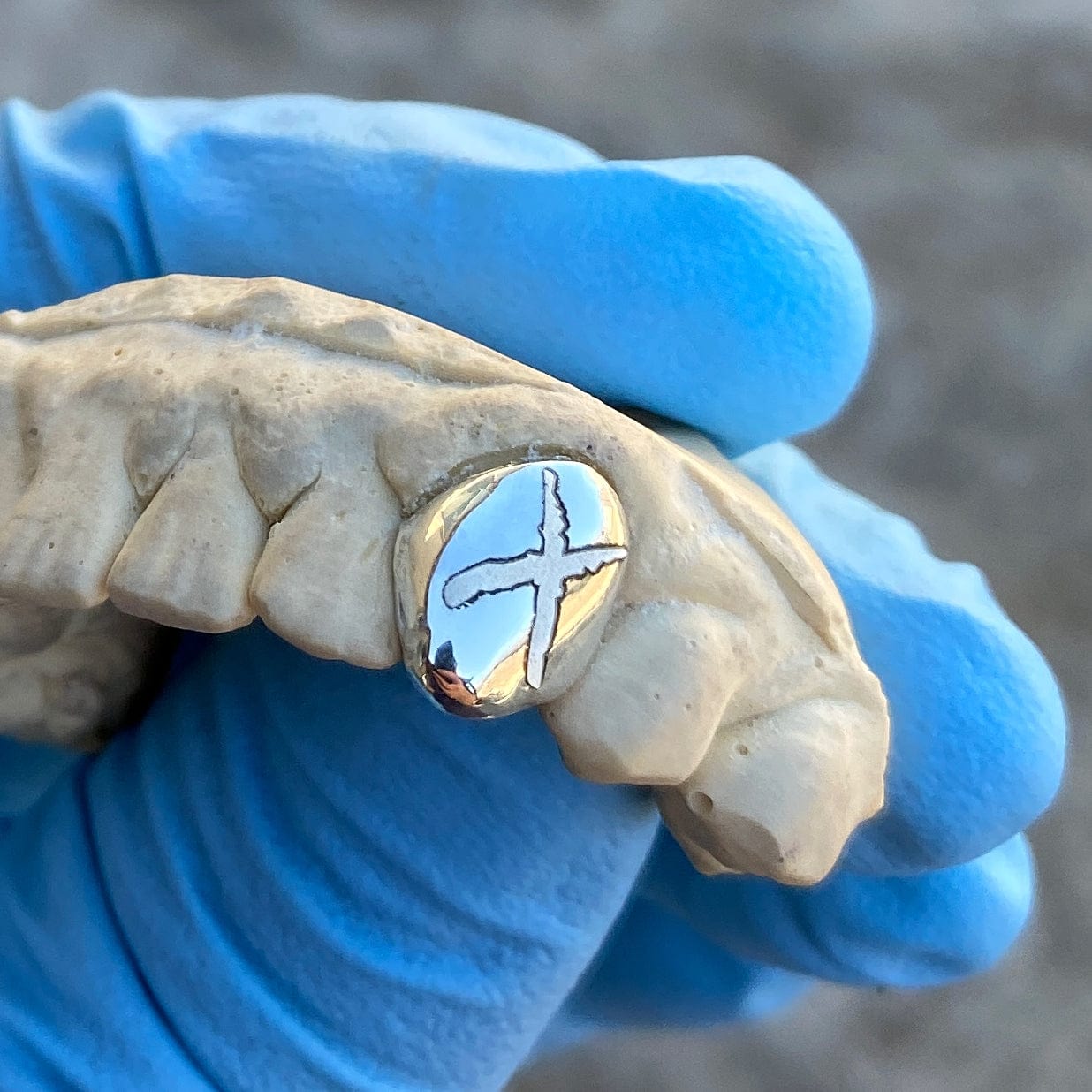 925 Silver Single Cap X Claw Mark Laser Engraved Grillz Custom Tooth C