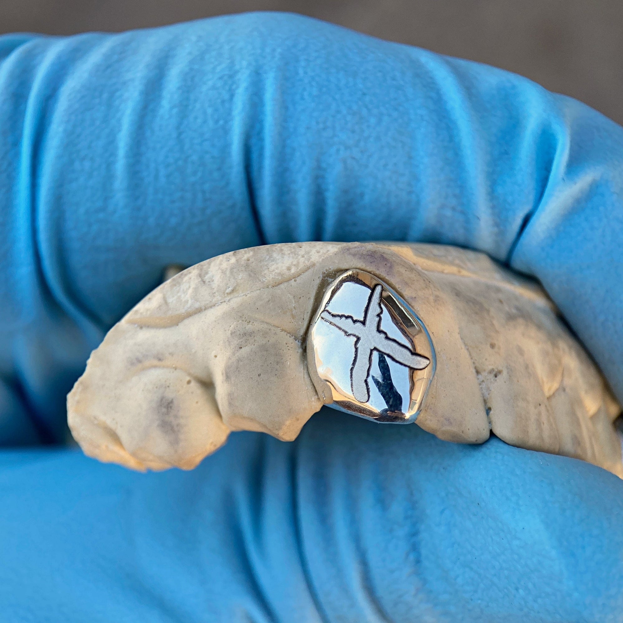 925 Silver Single Cap X Claw Mark Laser Engraved Grillz Custom Tooth C