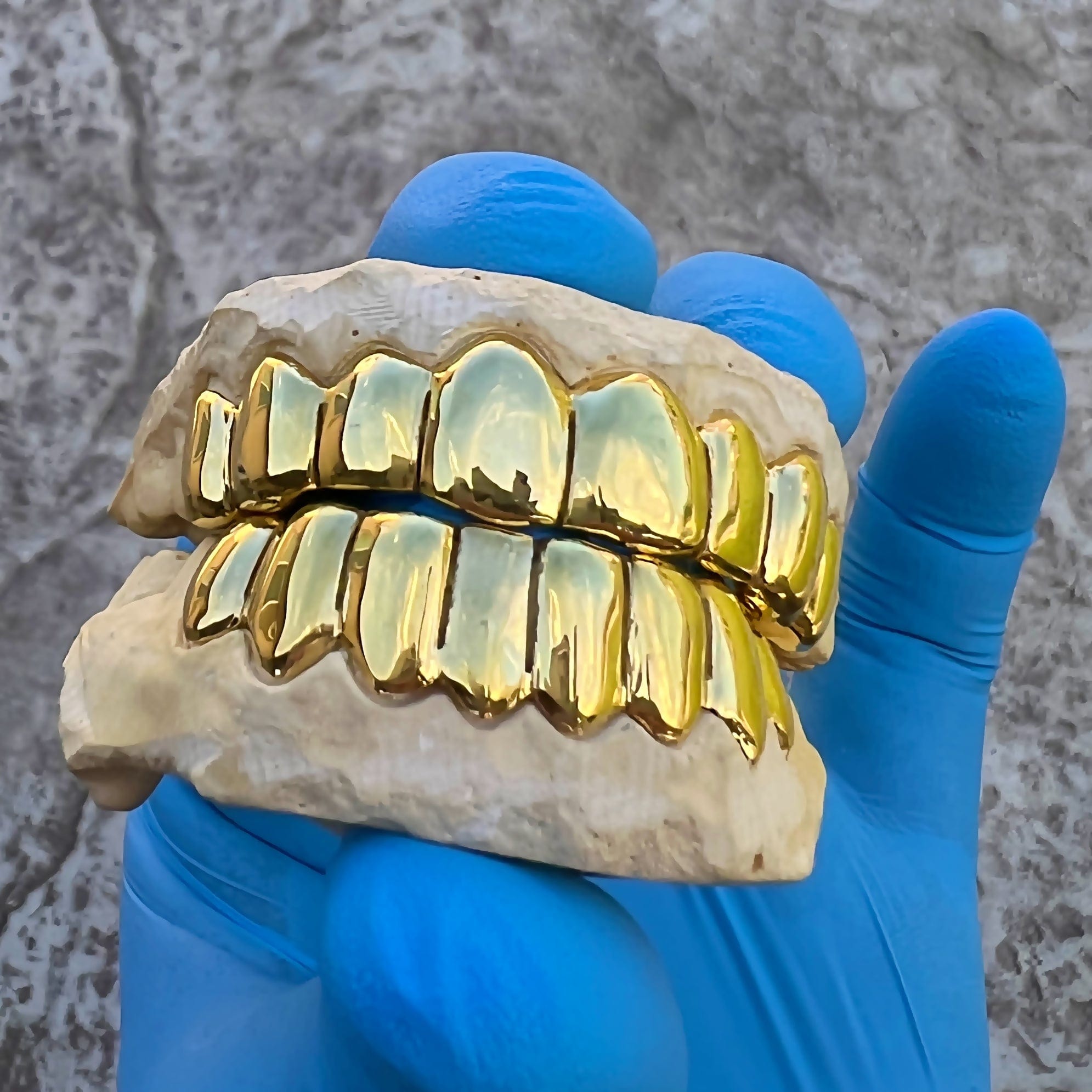 Permanent cuts gold plated custom grillz. Gold plated over real solid ...