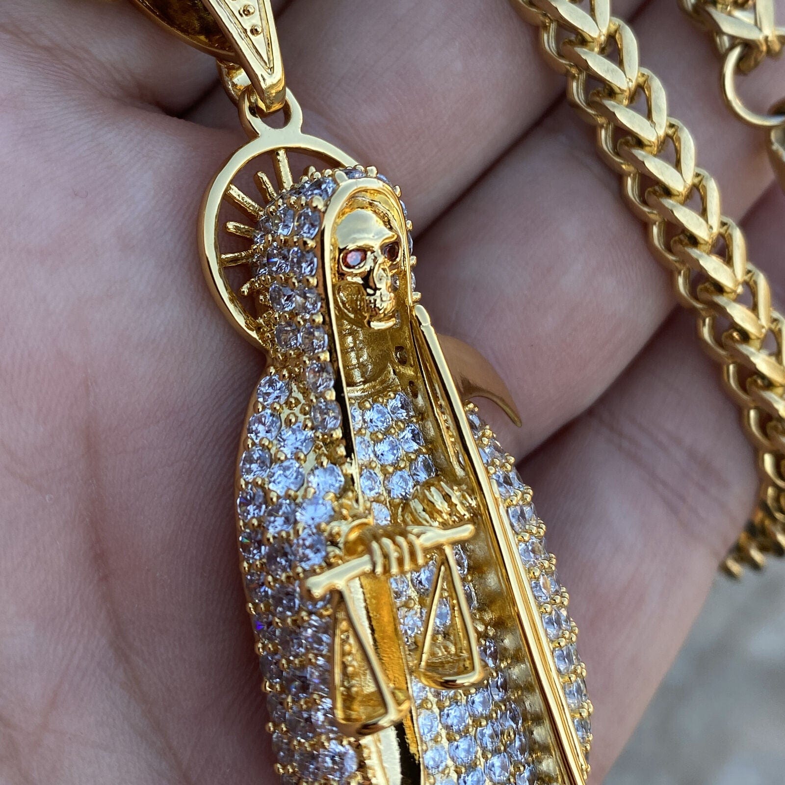 La Santa Muerte Iced Pendant Chain Gold Plated Stainless Steel Franco