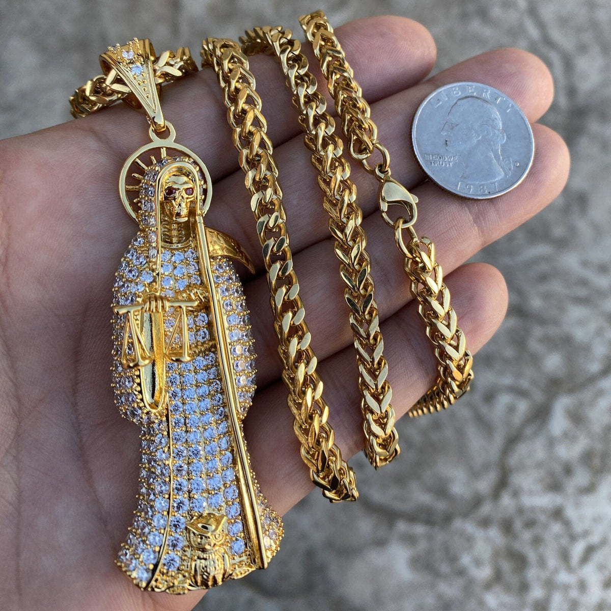 La Santa Muerte Iced Pendant Chain Gold Plated Stainless Steel Franco
