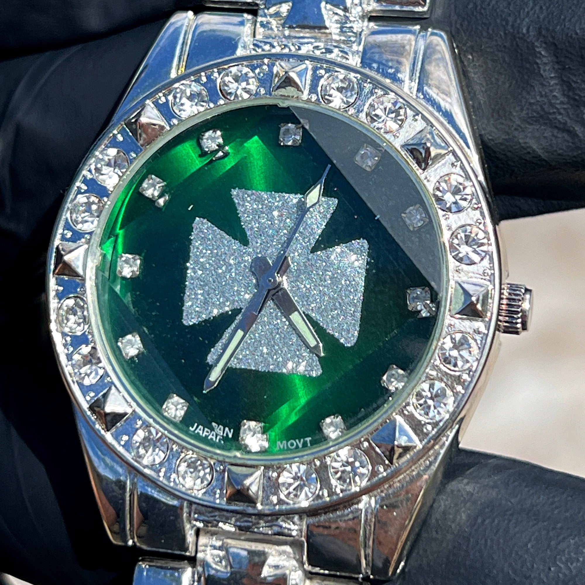 Knights Templar Iron Celtic Maltese Cross Green Watch Silver Tone 8"