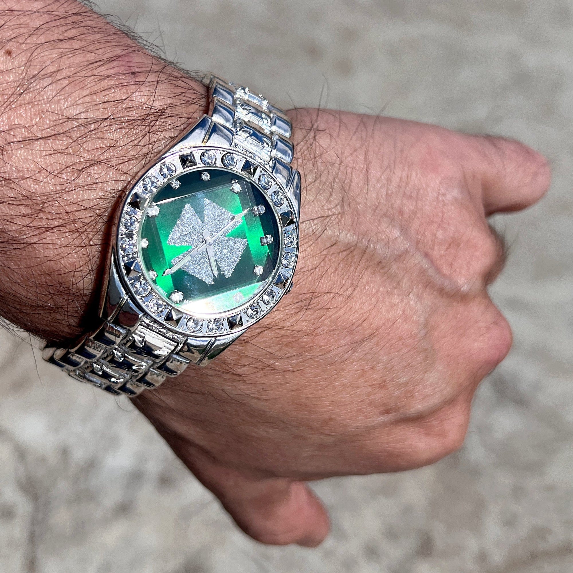 Knights Templar Iron Celtic Maltese Cross Green Watch Silver Tone 8"