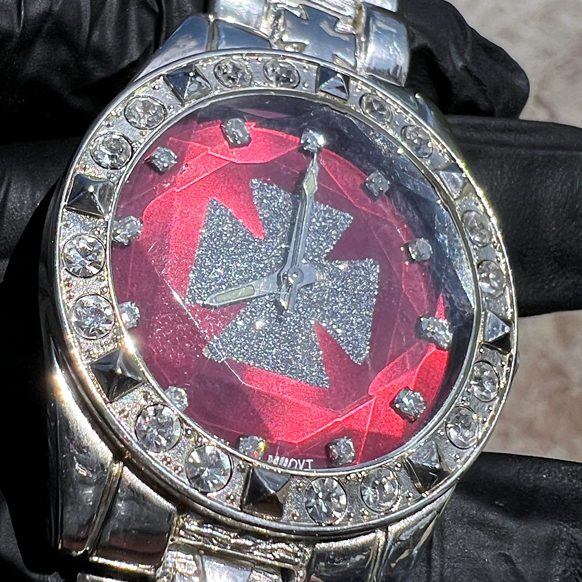 Knights Templar Iron Celtic Maltese Cross Red Watch Silver Tone 8"
