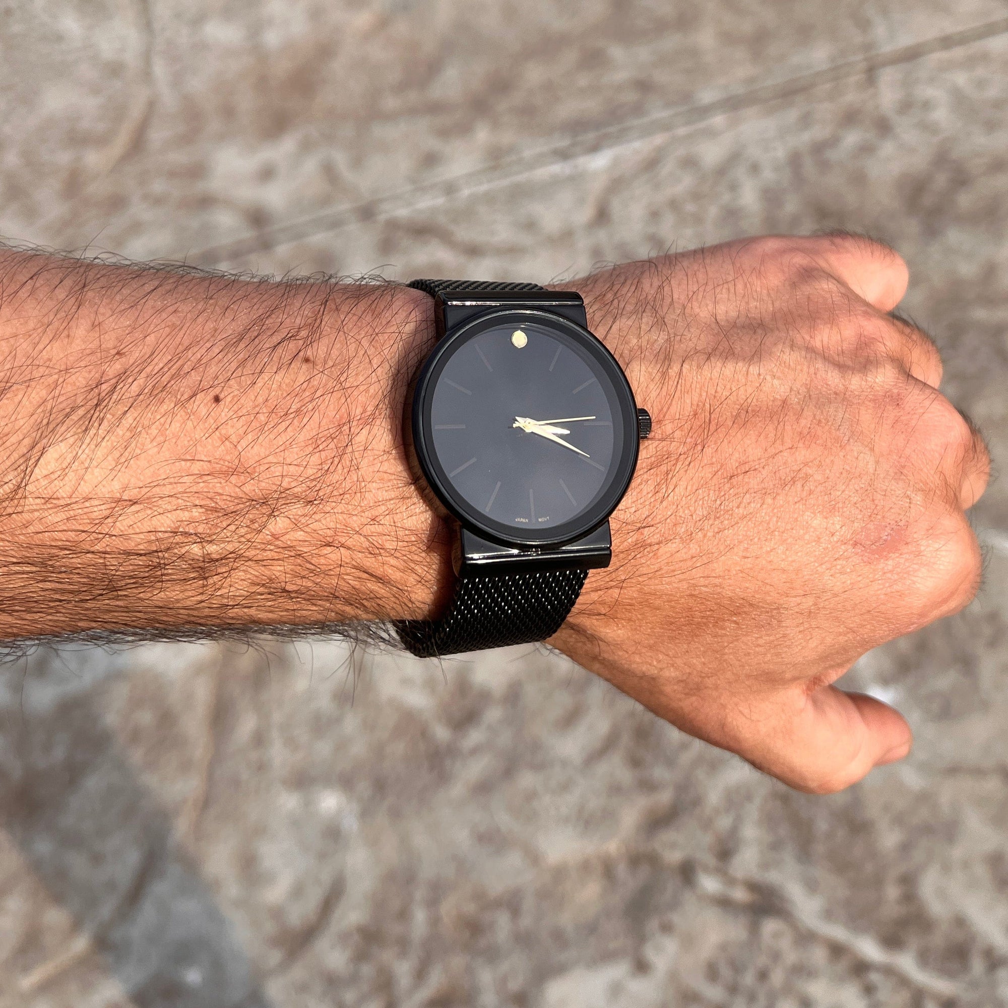 Black Bracelet Watch Dot Analog Flat Mesh Band Stainless Steel Back