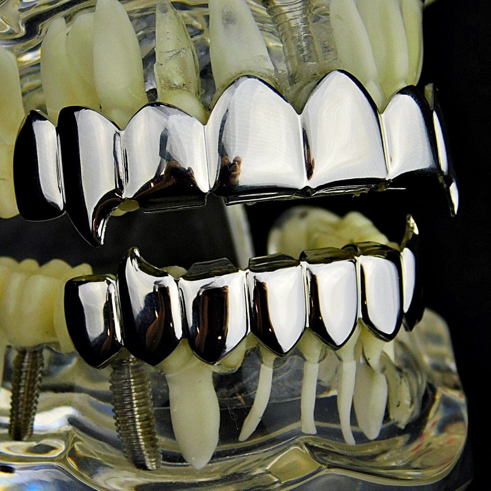 Silver Tone 8 on 8 Teeth Vampire Fangs Grillz Set